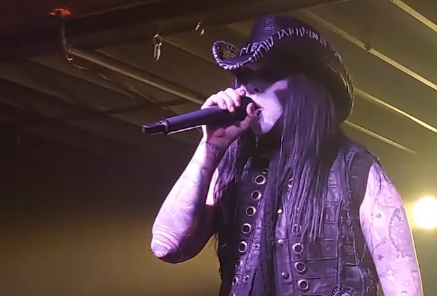 MIÉRCOLES 13 Para celebrar MURDERDOLLS en la gira de otoño de 2023 por ...